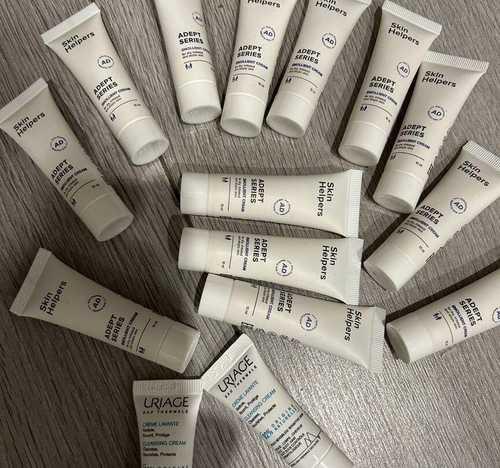 Крем-эмолент Skin Helpers Adept для лица и тела