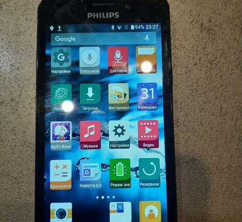 Смартфон Philips v526