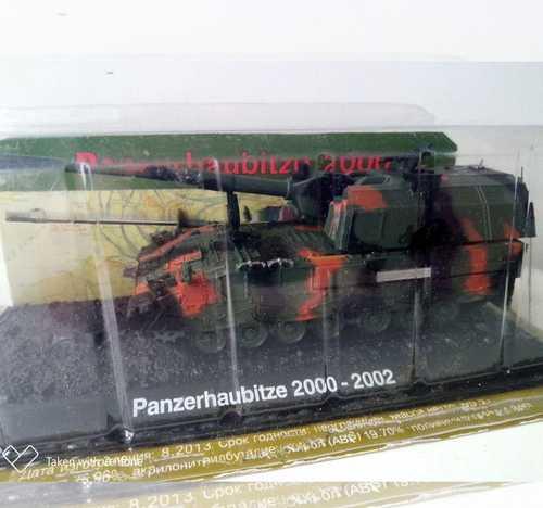 Модель танка Panzerhaubitze 2000-2002 Масштаб 1:72