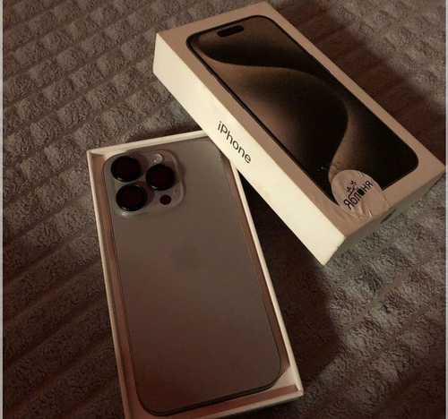 iPhone 15 Pro, 256 ГБ