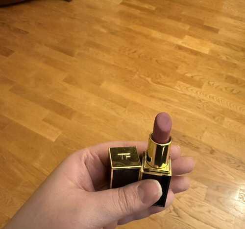 Помада tom ford pussycat
