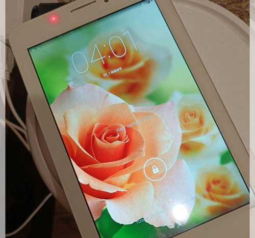 Планшет Acer Iconia Tab 7 A1-713HD