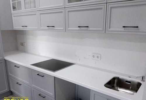 Белая кухонная столешница из акрилового камня m2