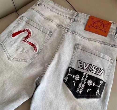 Джинсы evisu