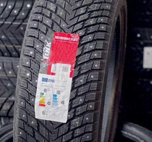 iLink Wintervorhut Stud II 235/55 R20 127T