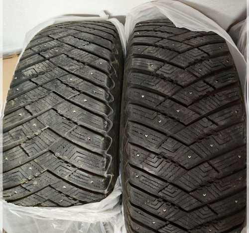 Goodyear UltraGrip Ice Arctic SUV 265/65 R17