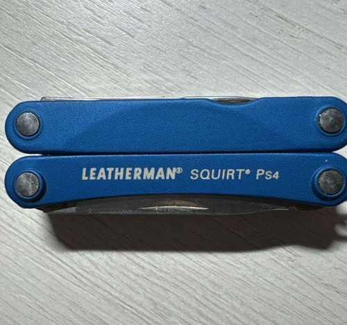 Мультитул leatherman Squirt PS4