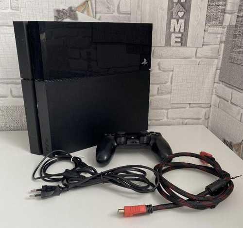 Sony playstation 4 PS4 500 гб + 1 геймпад