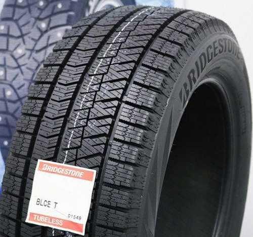 Bridgestone Blizzak Ice 255/45 R19