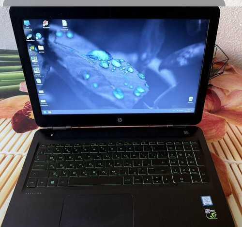 Ноутбук игроаой hp Pavilion