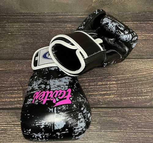 Боксерские перчатки Fairtex