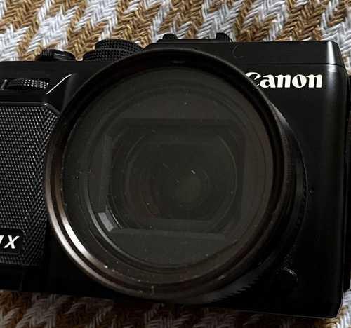 Canon G1x