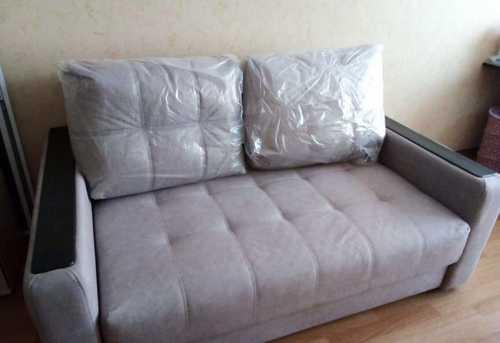 Продам новый диван