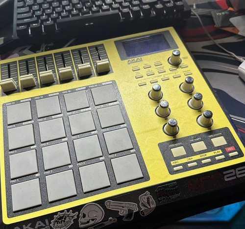 Akai MPD26