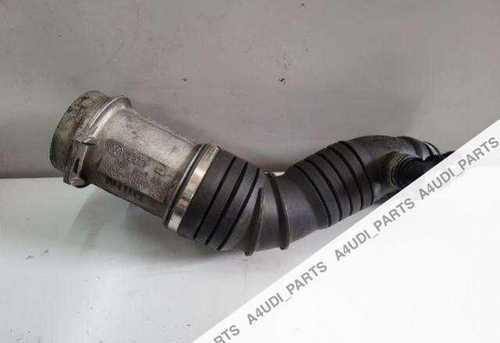 Патрубок турбины Audi A4 Дизель 4B0129627A