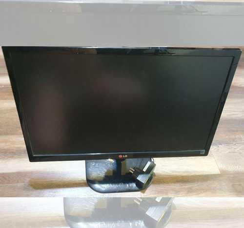 Монитор LG 23" 23MP55HQ дефект три полосы