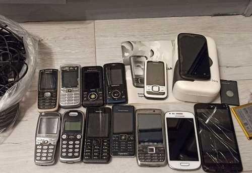 Пакет старых телефонов