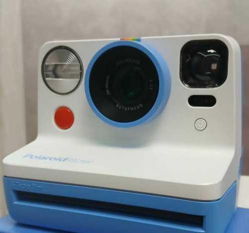 Polaroid NOW blue