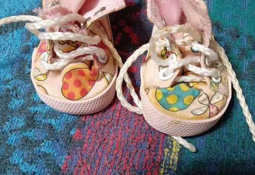 Обувь для куклы