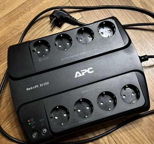 Источник бесперебойного питания apc back ups