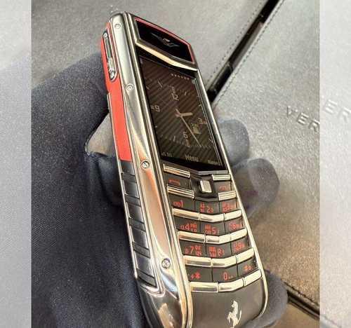 Vertu Ascent Ti Ferrari Rosso, 4 ГБ