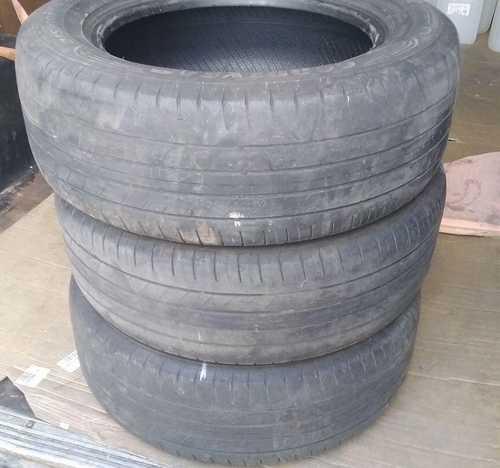Goodyear EfficientGrip 195/60 R16 95H