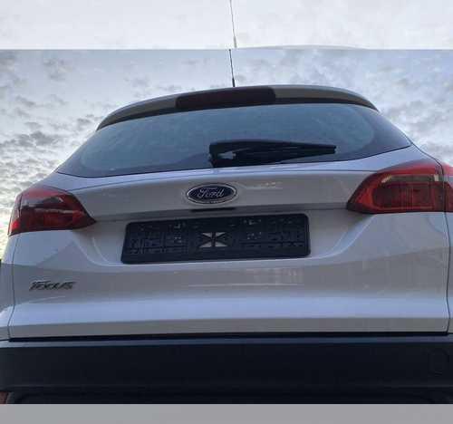 Крышка багажника Ford Focus 3