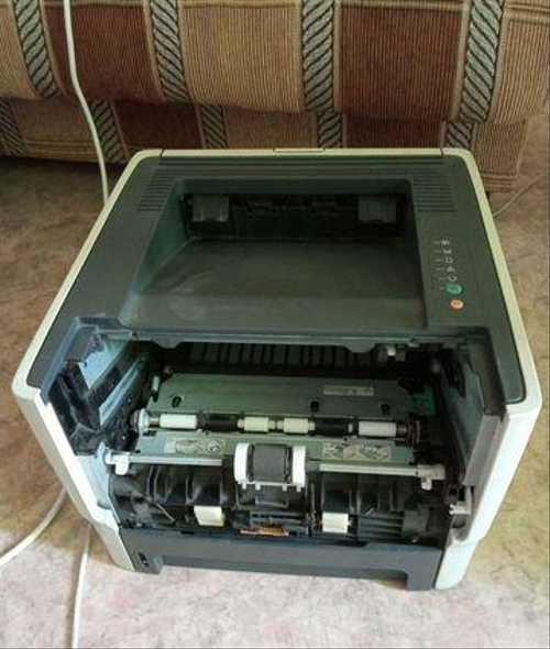 Принтер hp 2015 под ремонт или на запчасти