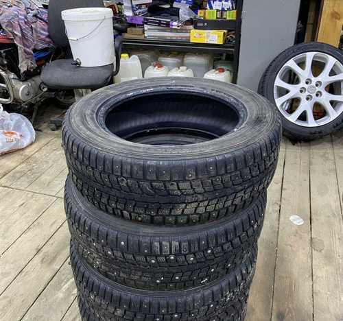 Dunlop Winter Maxx TS-01 205/60 R16