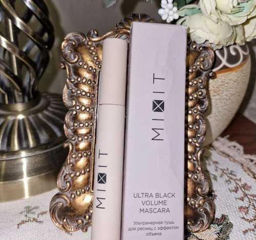 Тушь для ресниц Mixit ultra black volume mascara