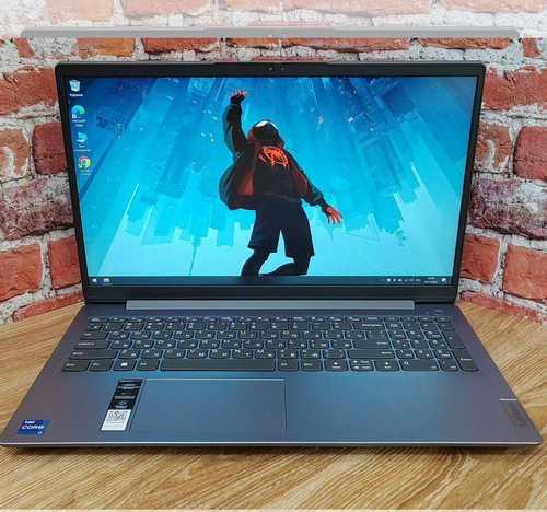 Тонкий Lenovo Core i7 1255U/SSD/16Gb/15.6"FHD