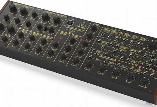 Аналоговый синтезатор Behringer K-2