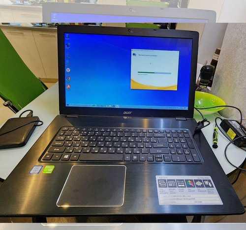 Ноутбук Acer E5-774G-30U9