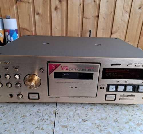 Кассетная дека Teac V-8030S Топовая