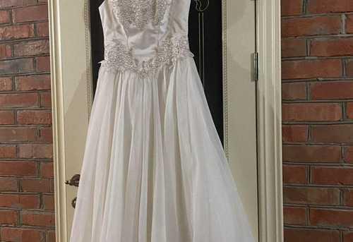 Свадебное платье р.44-48