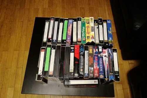 Видео кассеты VHS 32 шт