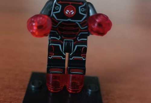 Lego минифигурка sh215 Iron Skull