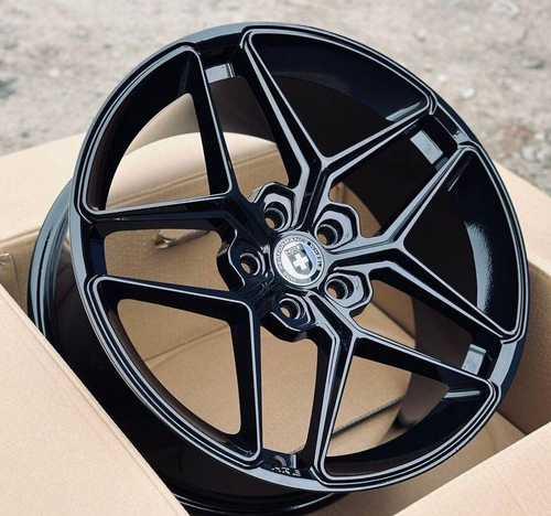 Комплект новых HRE FF11 8J R18 5x114,3 ET35