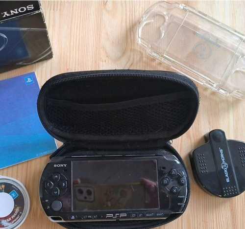 Игровая портативная приставка Sony PSP-3006