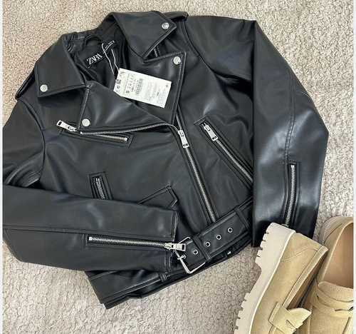 Куртка zara новая с биркой