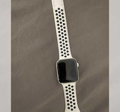 Apple Watch SE Nike 44MM