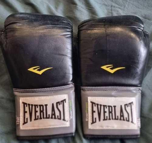 Боксерские перчатки 12 oz everlast