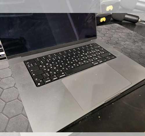 MacBook Pro 16 2021