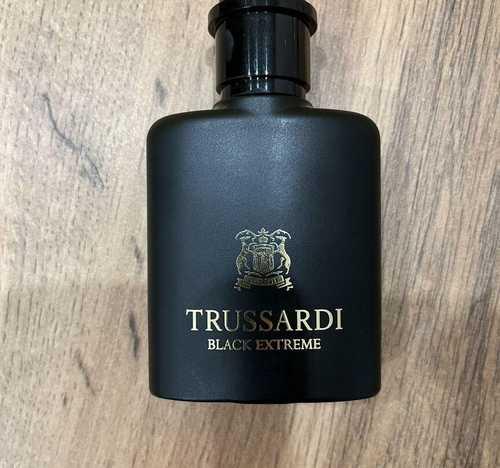 Туалетная вода Trussardi Black Extreme 30 ml