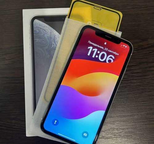 iPhone Xr, 64 ГБ