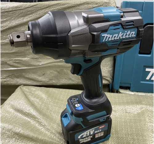 Аккумуляторный грузовой гайковерт Makita