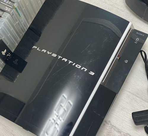 Sony PS3 500гб наушники пульты и игры