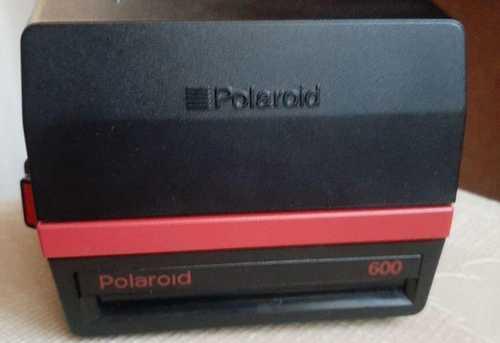 Моментальный фотоаппарат Polaroid 600