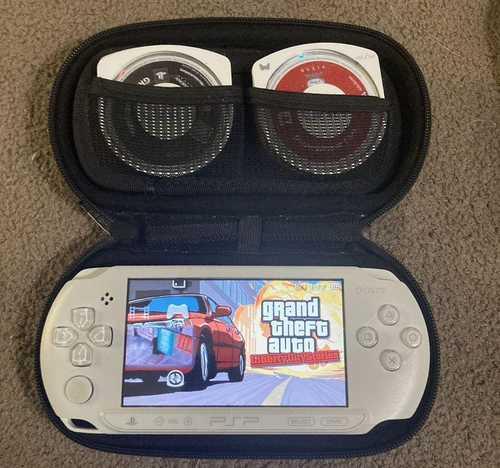 Sony psp e 1008