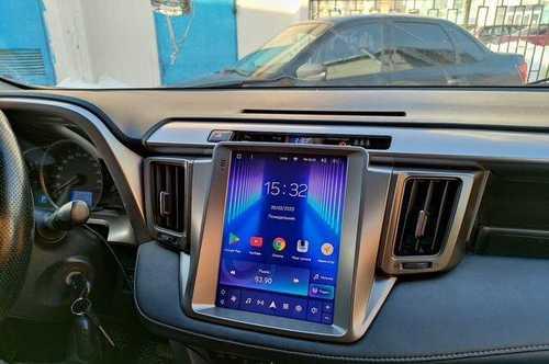 Android в стиле Tesla для Toyota RAV4, есть Teyes